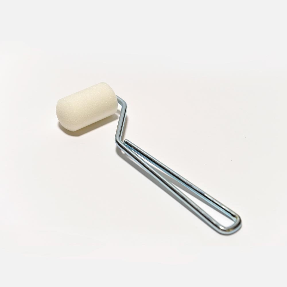 Stenciling supplies: Mini foam roller for detailed stencils