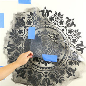 Easy stenciling Instructions with pictures! Learn How To Stencil from Pros